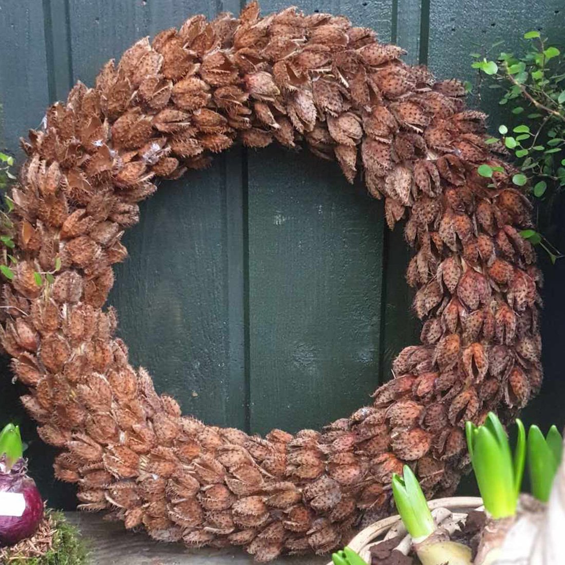 Krans med bog - Håndlavede kranse - Den lille Bondegård